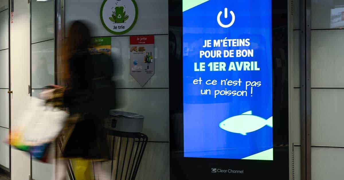 Lyon supprime les panneaux publicitaires numériques du métro