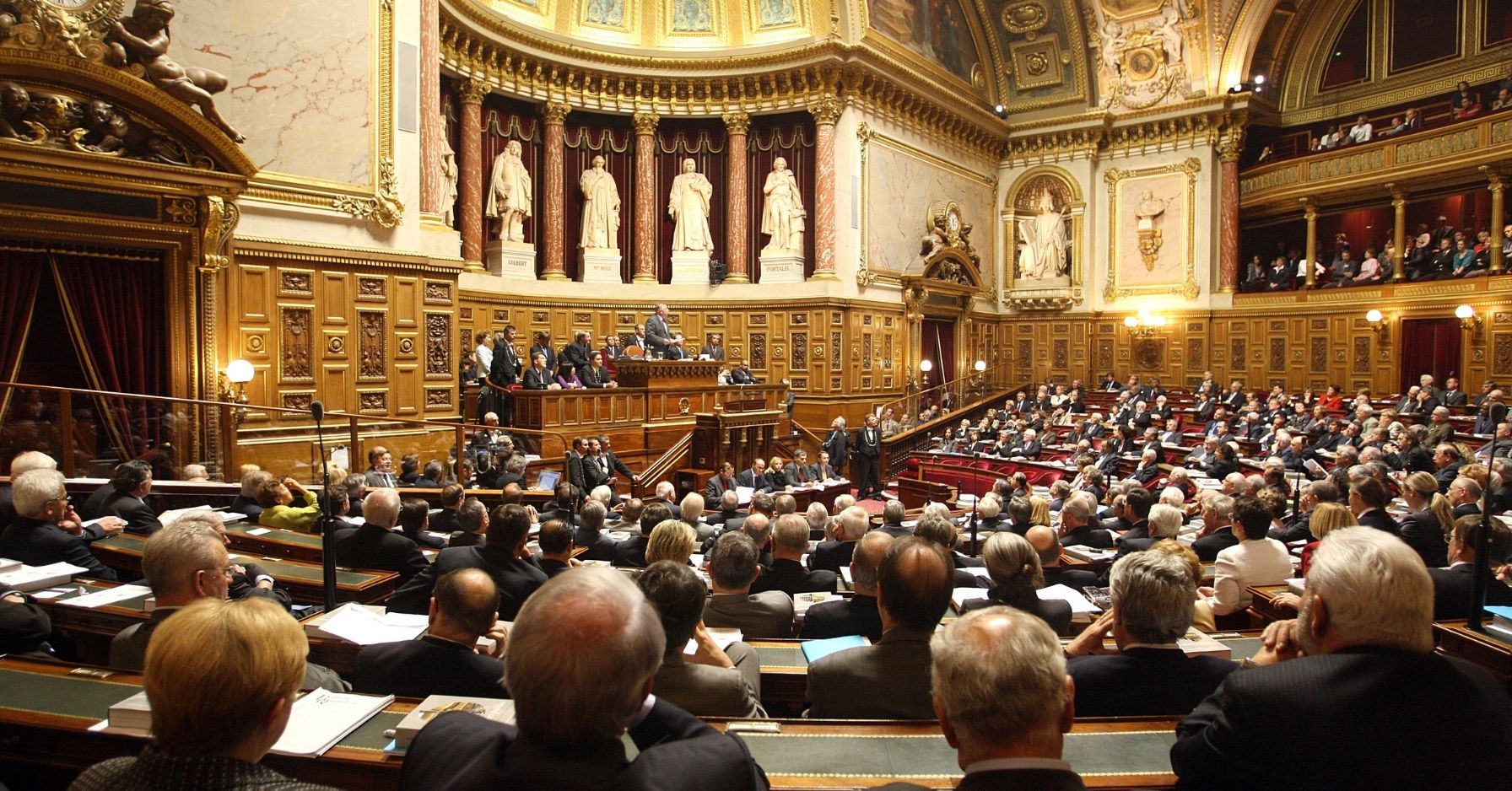 Le vote de la honte : le Sénat a rejeté la taxe pour imposer les ...